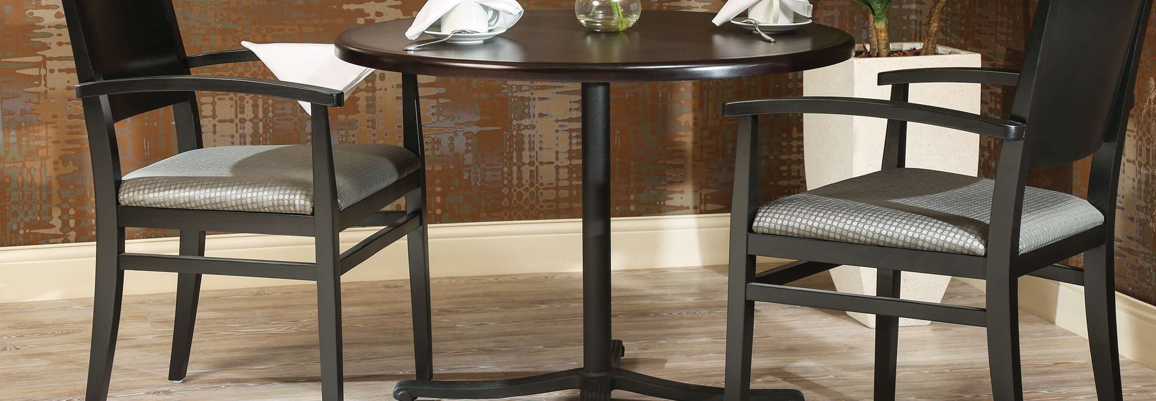 Dining Tables | Maxwell Thomas